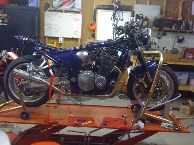 Customized Suzuki Bandit | Triumph Speed Triple Forums